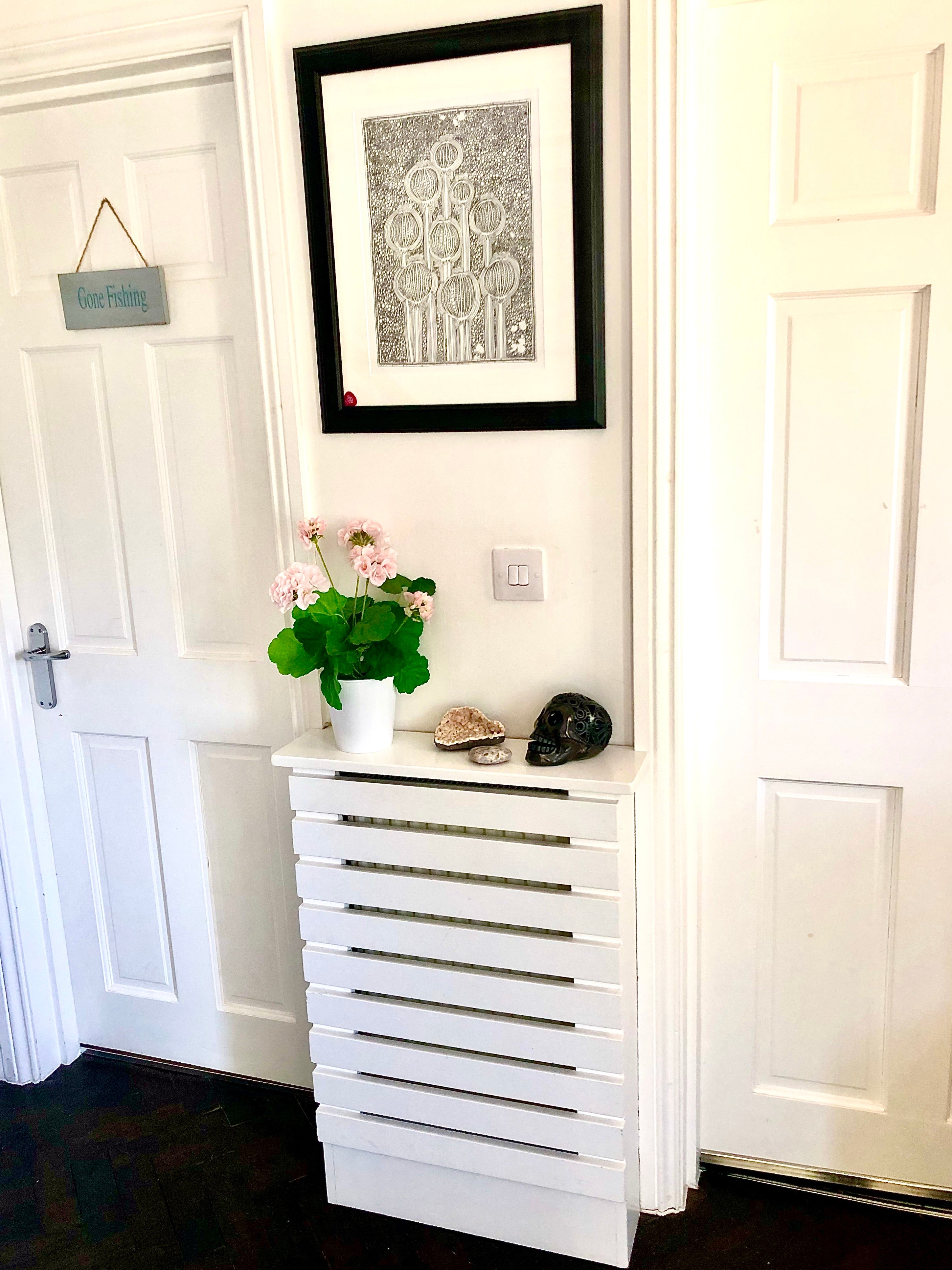Hallway – Rock + Realm Crystals